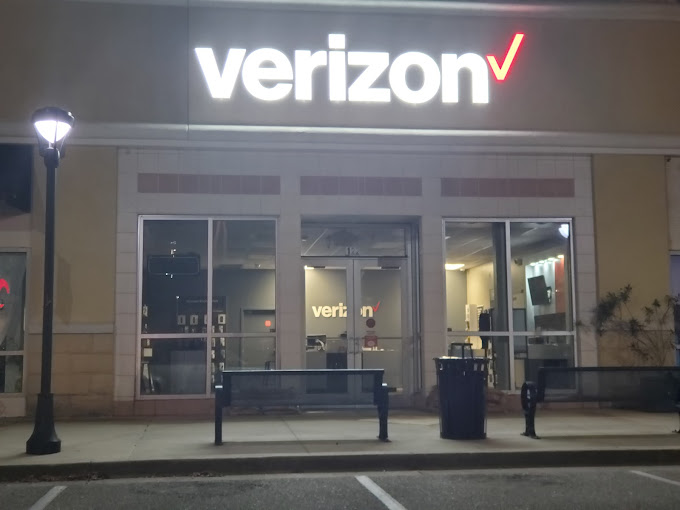 Gulf shores, Alabama: Verizon store