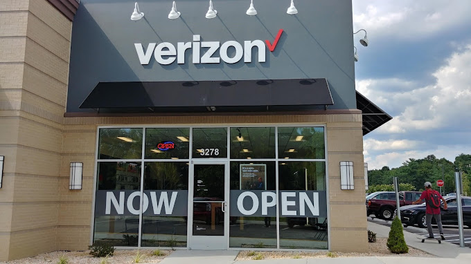 Woodbridge, Virginia: Verizon Store