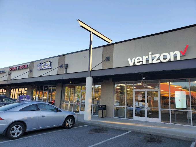 Monroe, Washington: Verizon Store