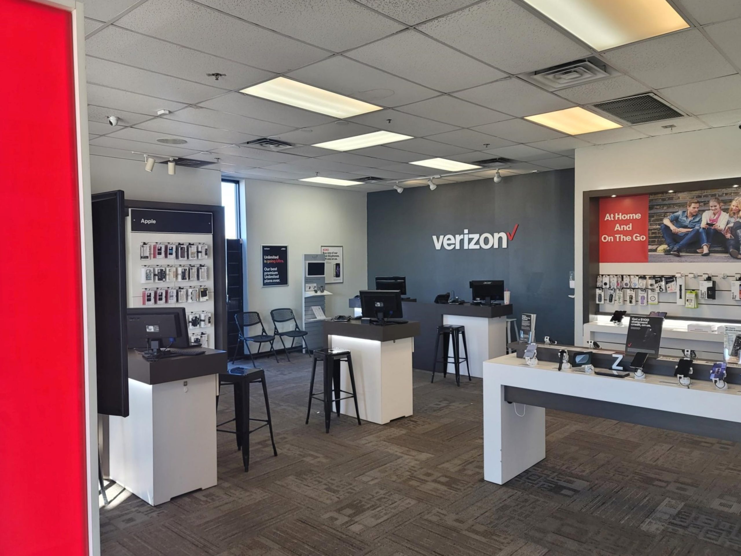 Laveen, Arizona: Verizon Store