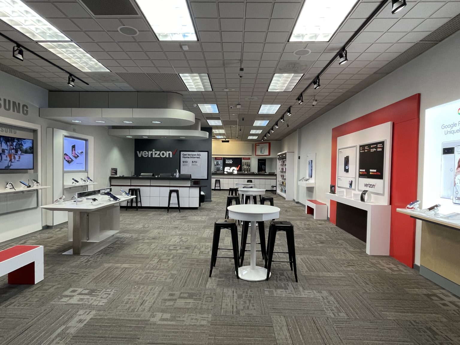 AZ-Tempe Mall 350 - Victra