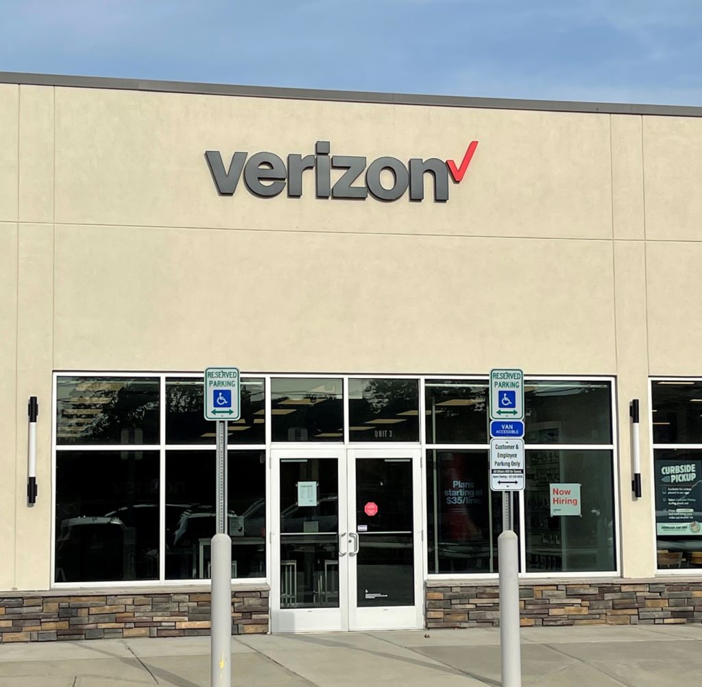 Quincy, Massachusetts: Verizon Store