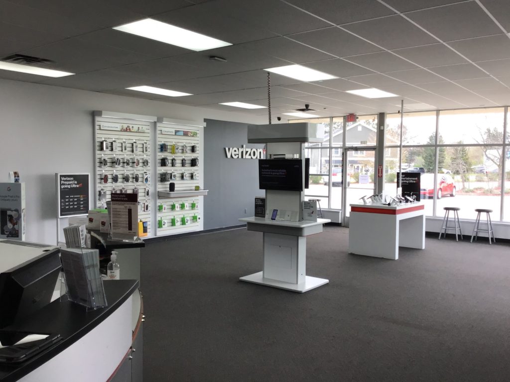 Portland, Michigan: Verizon Store