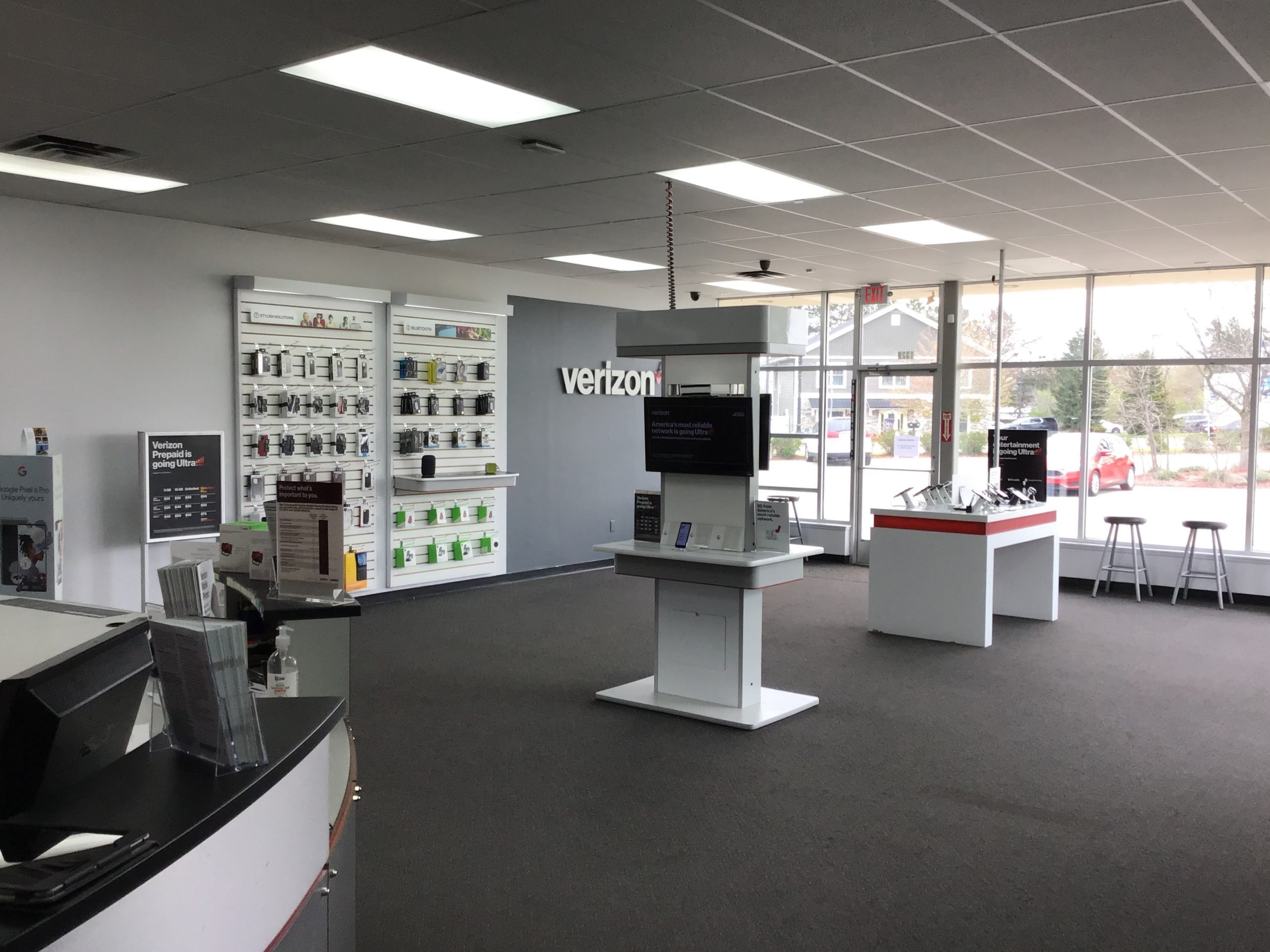 Portland, Michigan: Verizon Store
