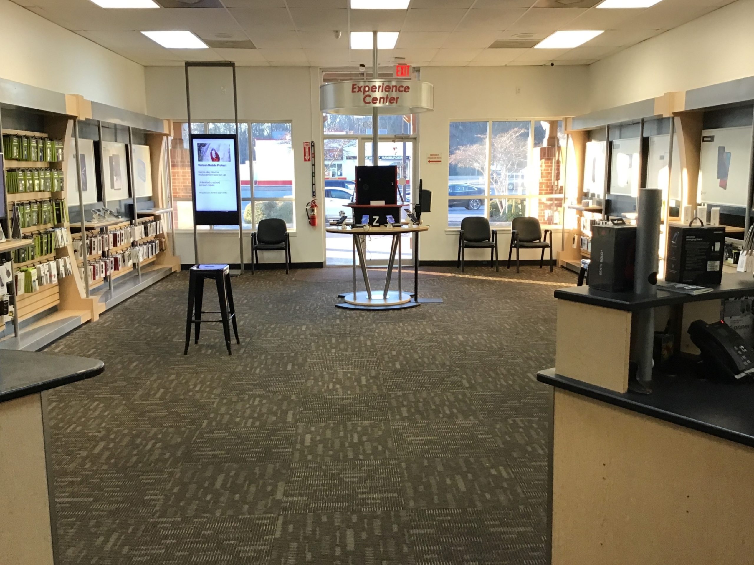 Philadelphia, Mississippi: Verizon Store