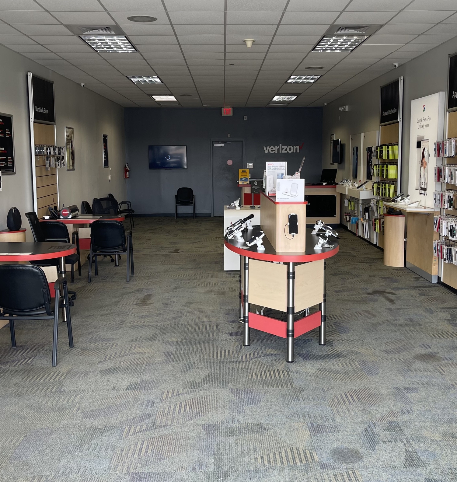Clayton, North Carolina: Verizon Store